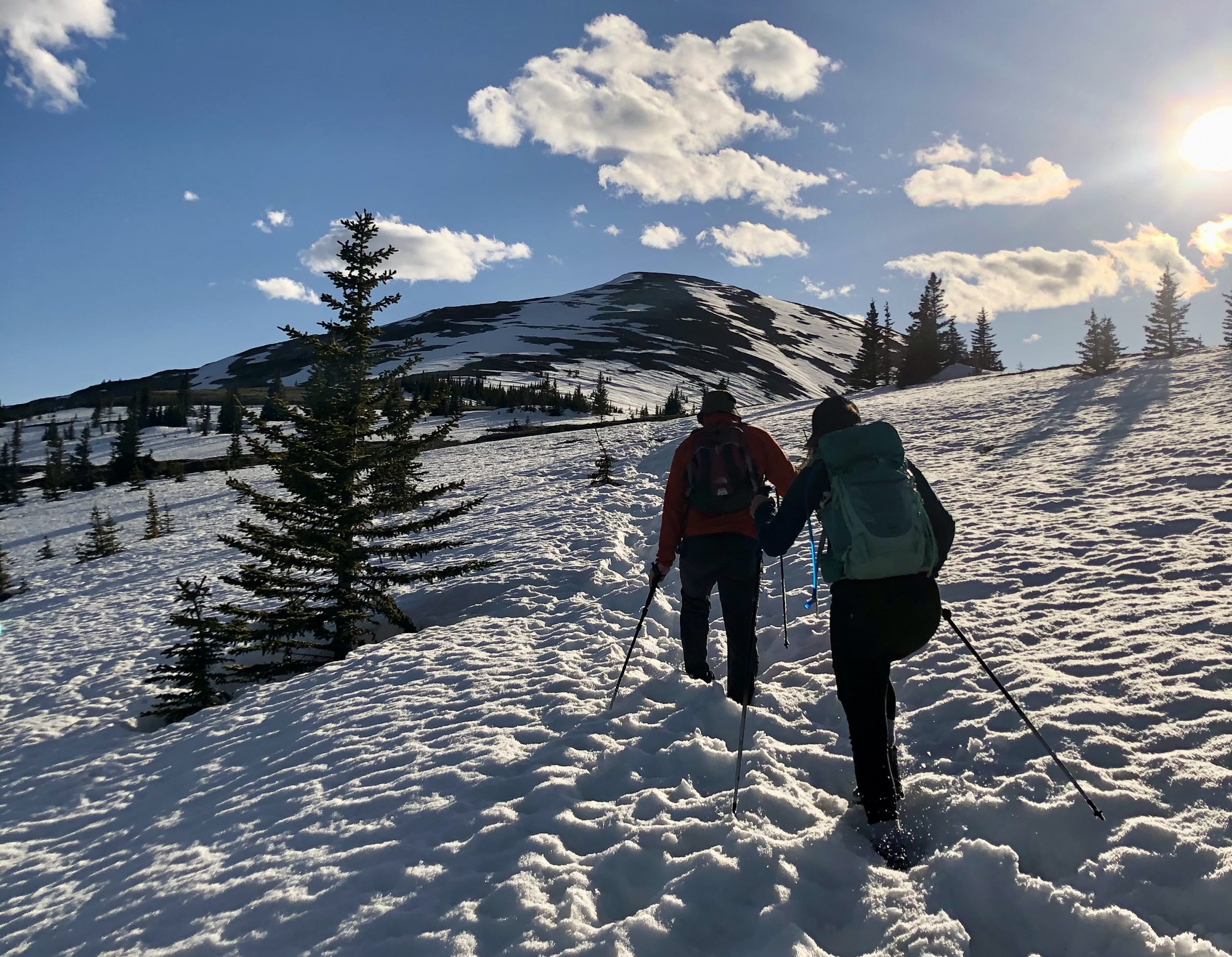Winter Hiking for Beginners: What To Wear Winter Hiking - Out & Across