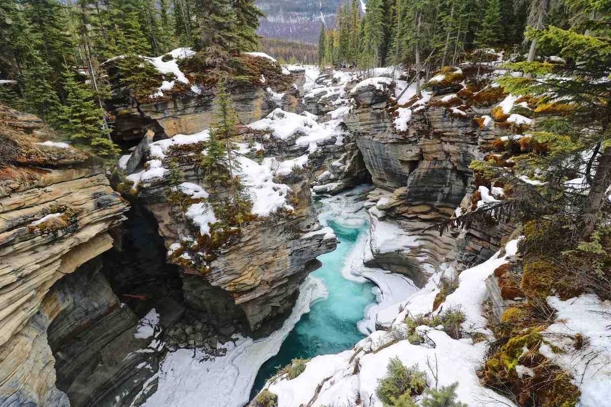 10 Waterfalls in Alberta That You Should See - Out & Across