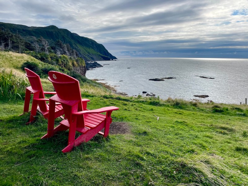 Green Gardens Trail: Hiking in Gros Morne National Park - Out & Across