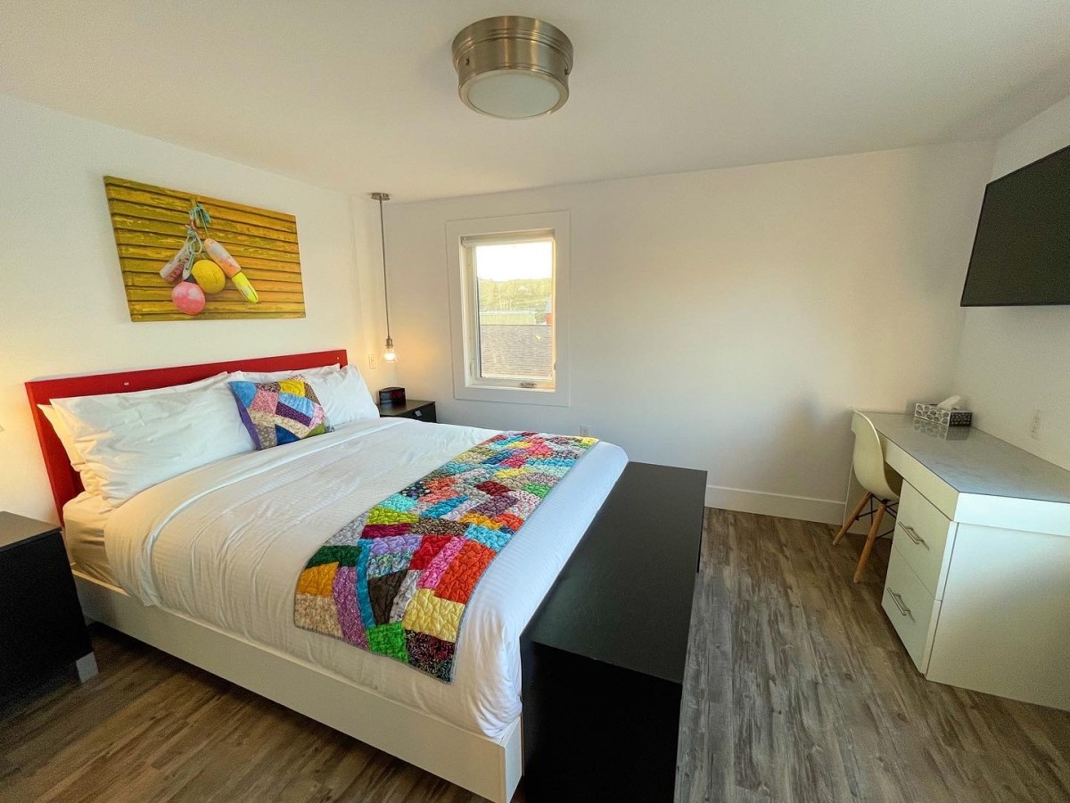 7 Best Things To Do in Twillingate, Newfoundland - Out & Across