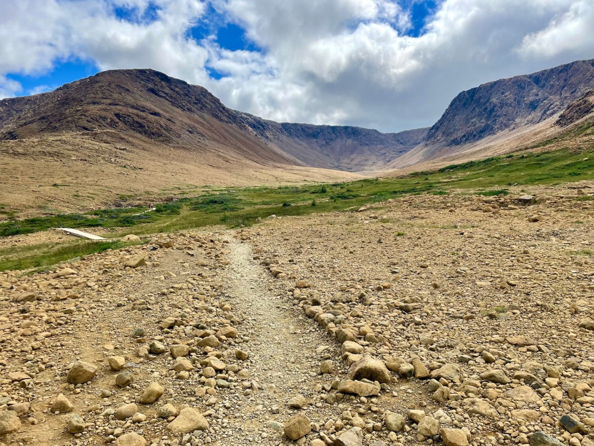 Tablelands Trail: Easy Gros Morne Hike in Newfoundland - Out & Across