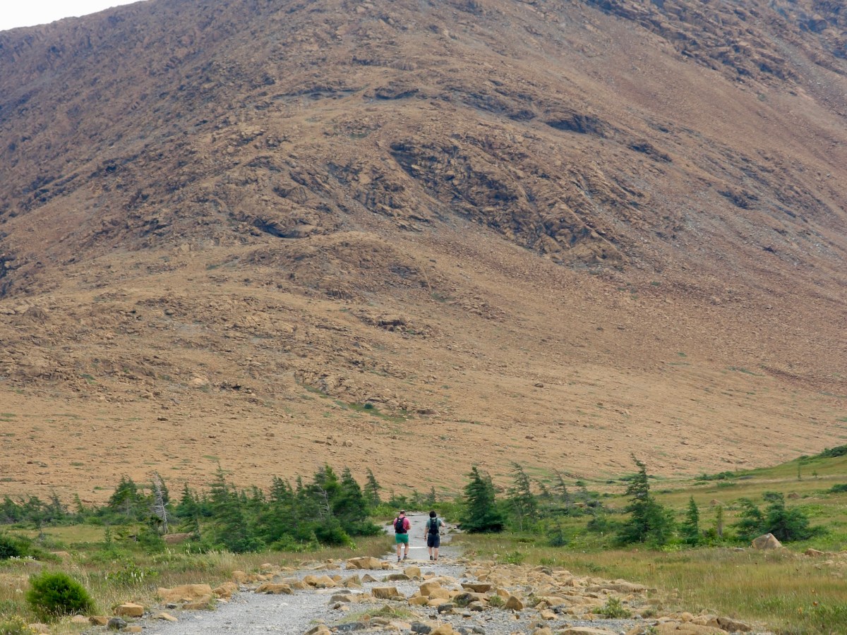 Tablelands Trail: Easy Gros Morne Hike in Newfoundland - Out & Across