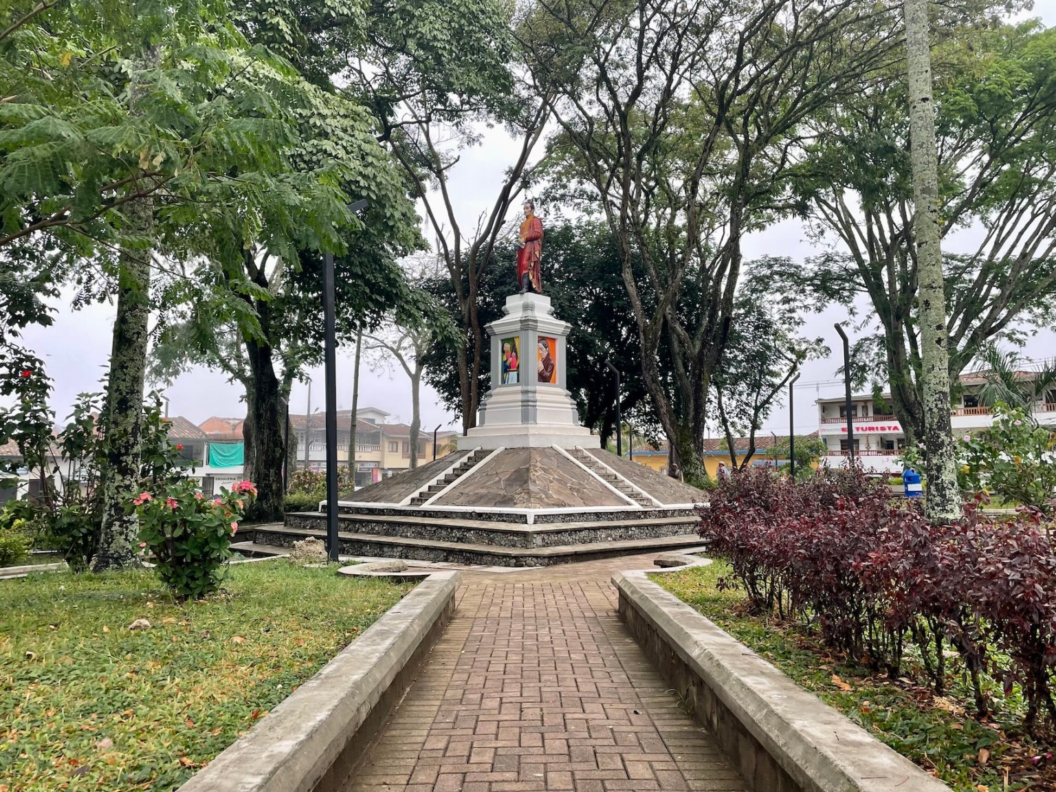 Cerro Tusa Hike in Colombia: World's Largest Natural Pyramid - Out & Across